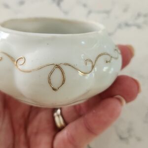 Nippon | Accents | Vtg Nippon Covered Dish Bathroom Vanity Talc Jewelry ...